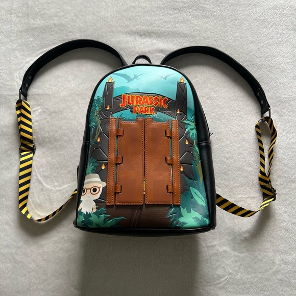 Loungefly | Accessories | Vintage Universal Studios Loungefly Pop ...